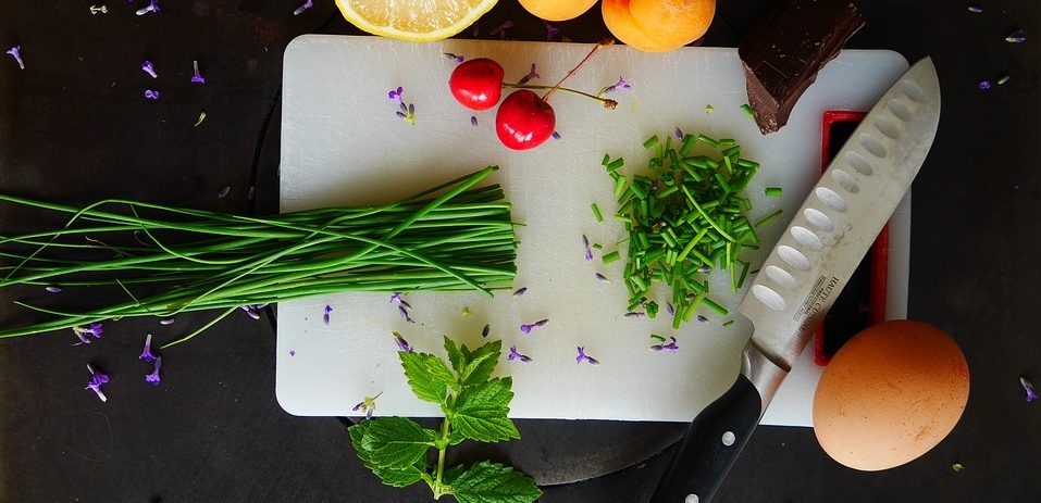 Kitchen First Aid: Cuts - an e-FirstAidSupplies blog