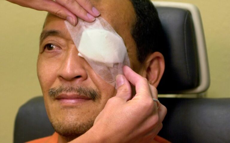 How To Use Sterile Eye Dressings: A Simple Guide