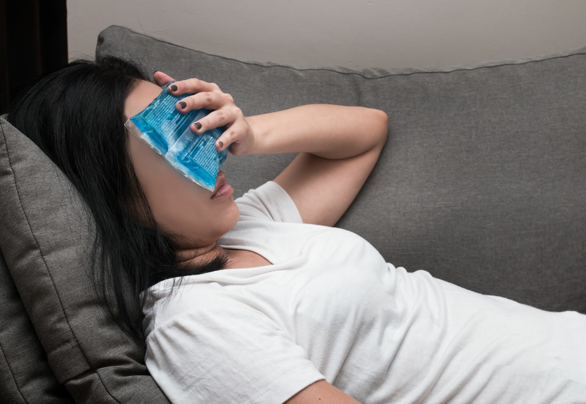 eFirstAidSupplies Blog - Hot and Cold Therapy for Headaches: A First ...